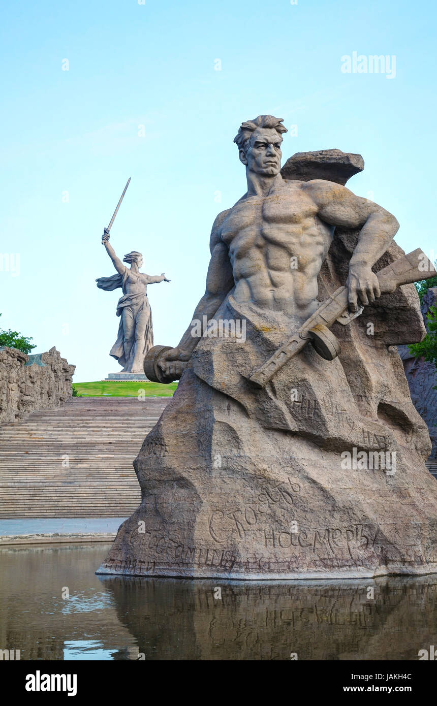 The motherland calls statue hi-res stock photography and images - Alamy