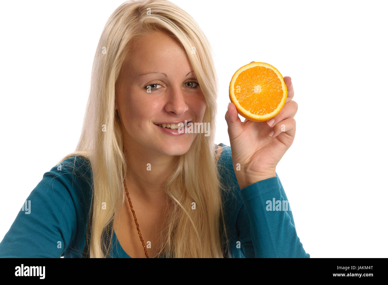 Junge Frau beim Essen vor weißem Hintergrund Stock Photo - Alamy