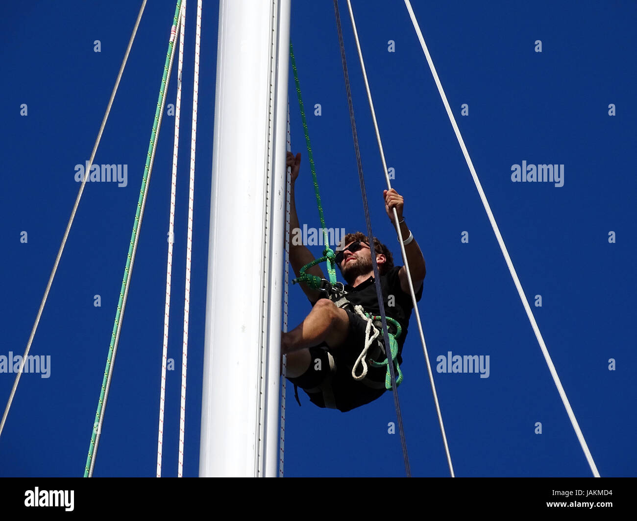Mast climbing hi-res stock photography and images - Alamy