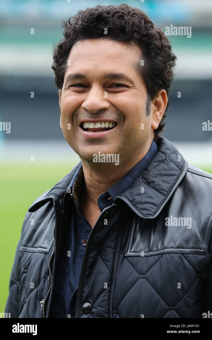Photocall with the legendary cricketer, Sachin Tendulkar at Kia Oval ...