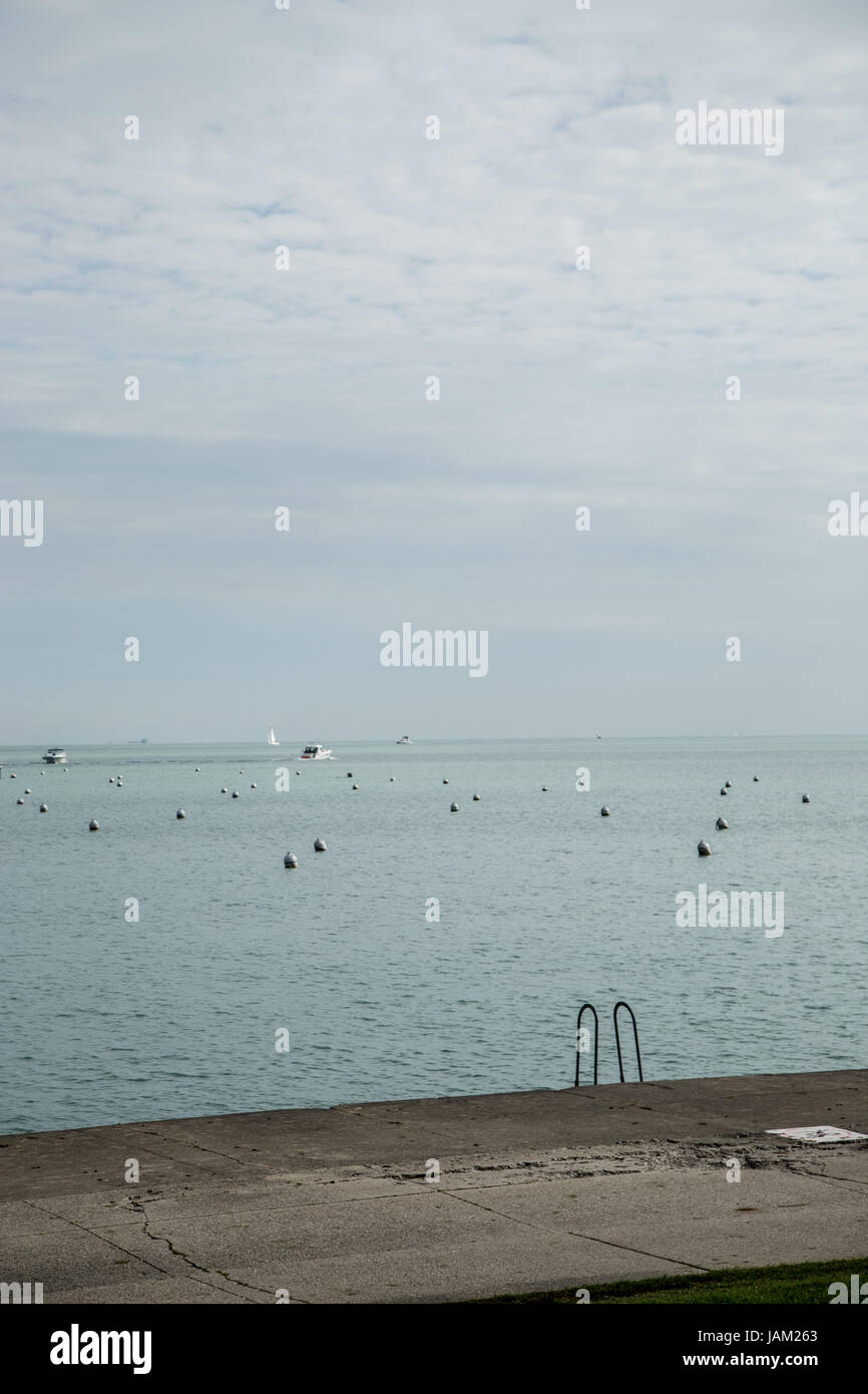 Chicago bay hi-res stock photography and images - Alamy