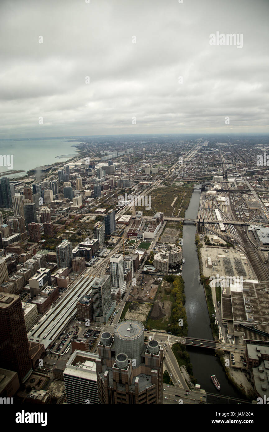 Chicago skyline skyscrapers hi-res stock photography and images - Alamy