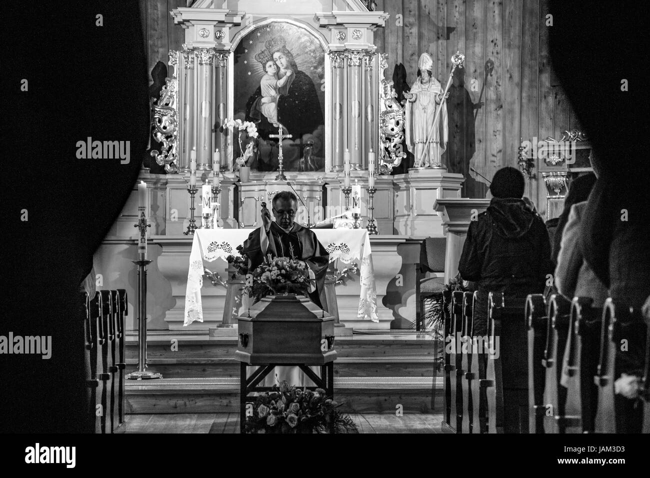 Polish countryside, a traditional funeral ceremony, photo reportage ...