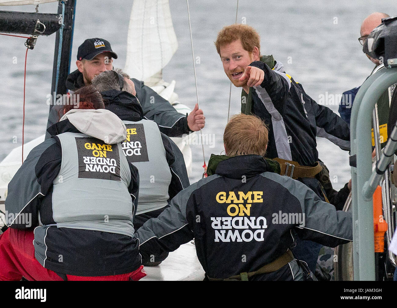 Prince Harry meets sailors participating in a yacht race in Sydney ...