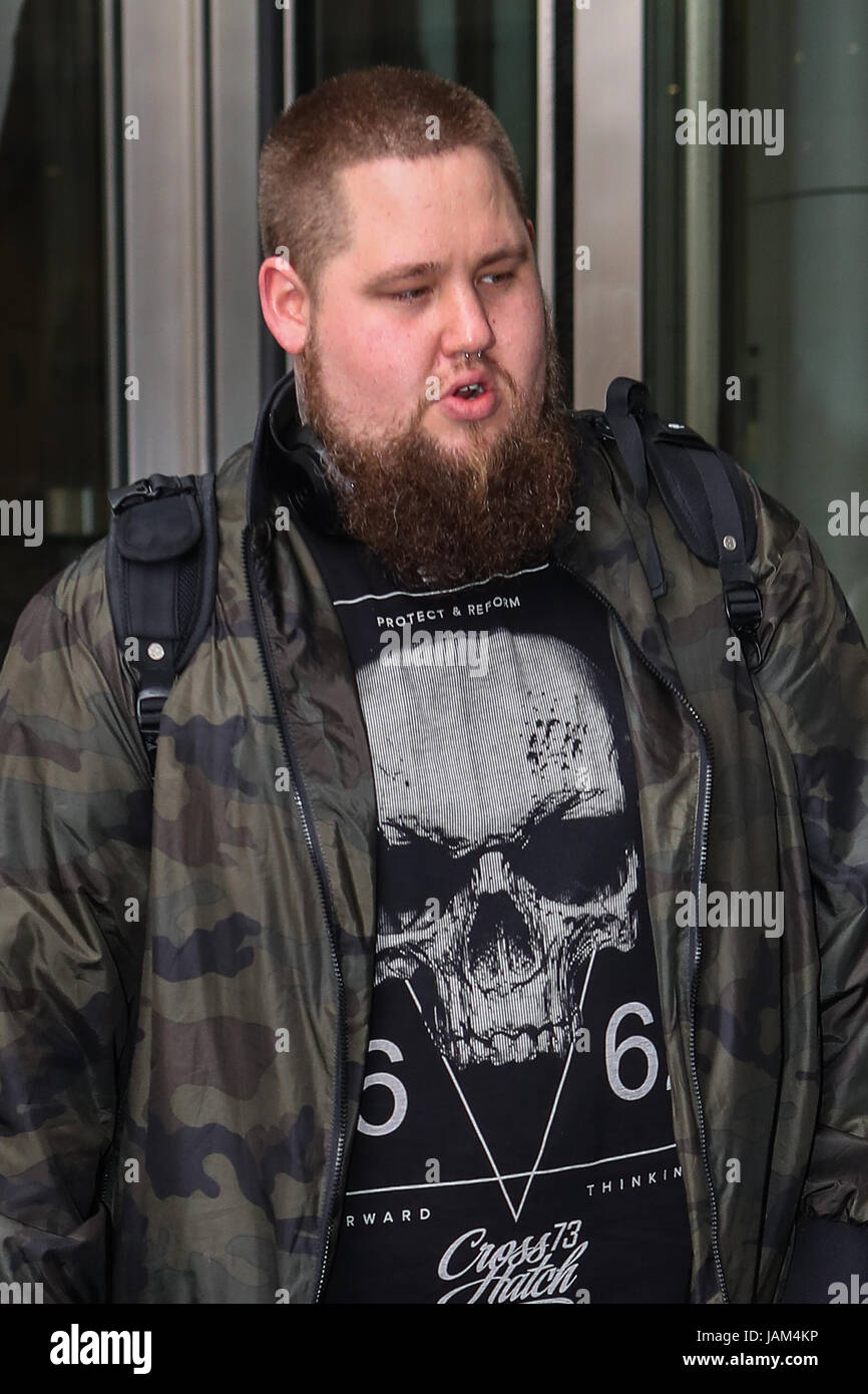 Rag'n'Bone Man, Rory Graham, leaves Broadcasting House after appearing ...