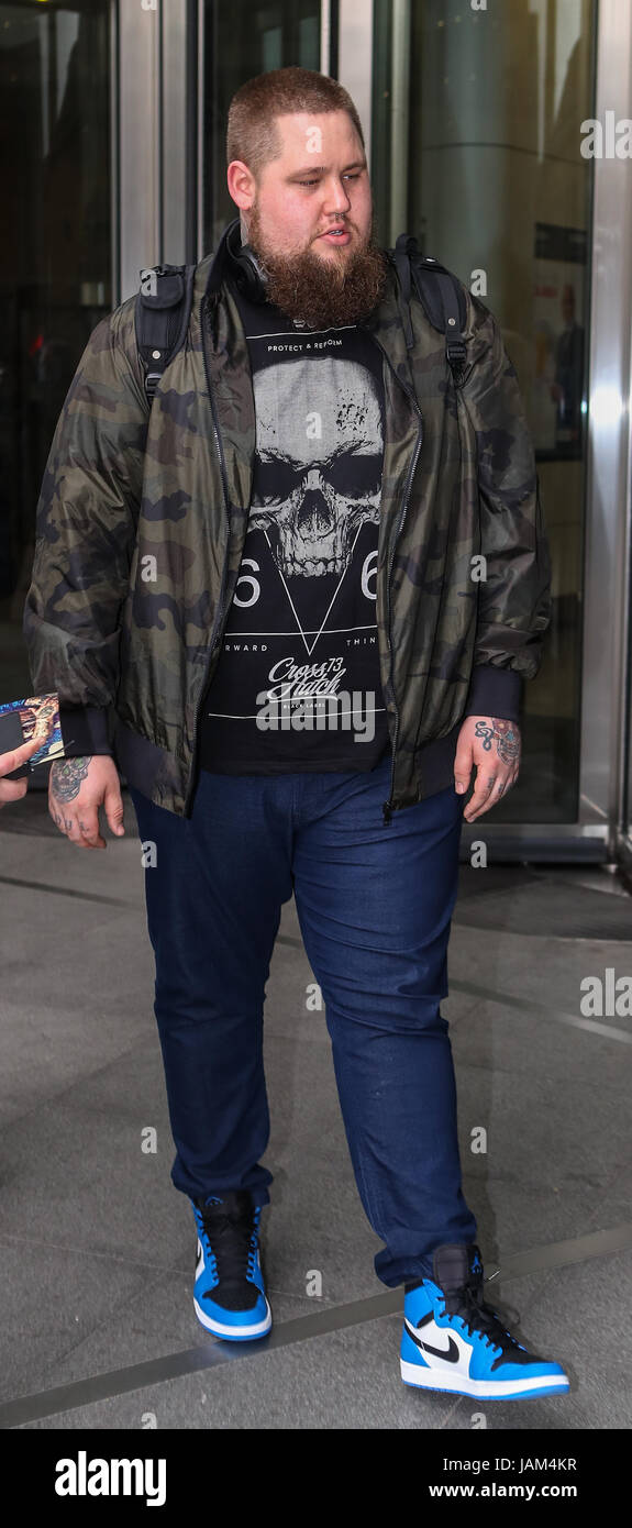 Rag'n'Bone Man, Rory Graham, leaves Broadcasting House after appearing ...