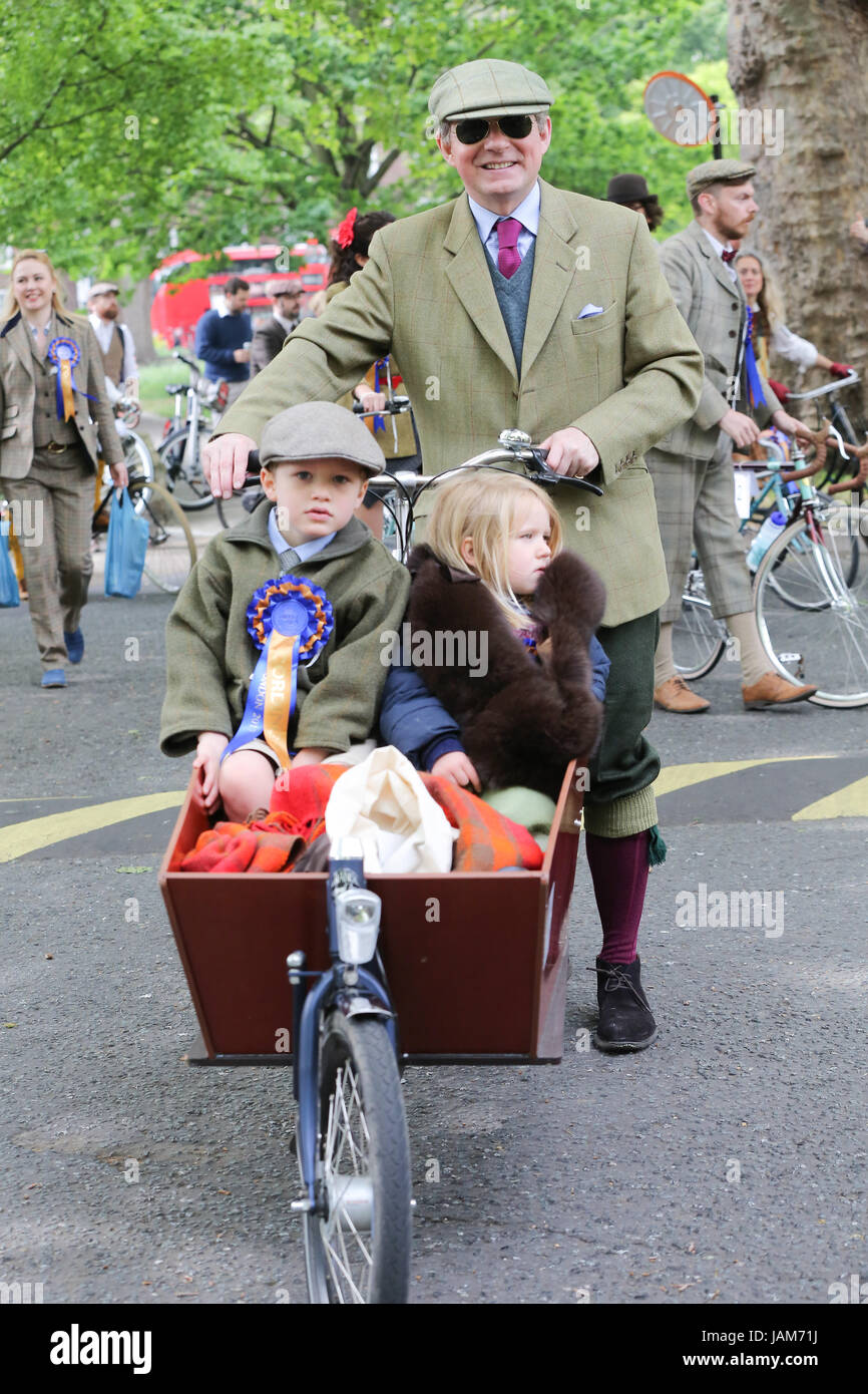 Riders gather for a picnic in Geraldine Mary Harnsworth Park. The Tweed ...