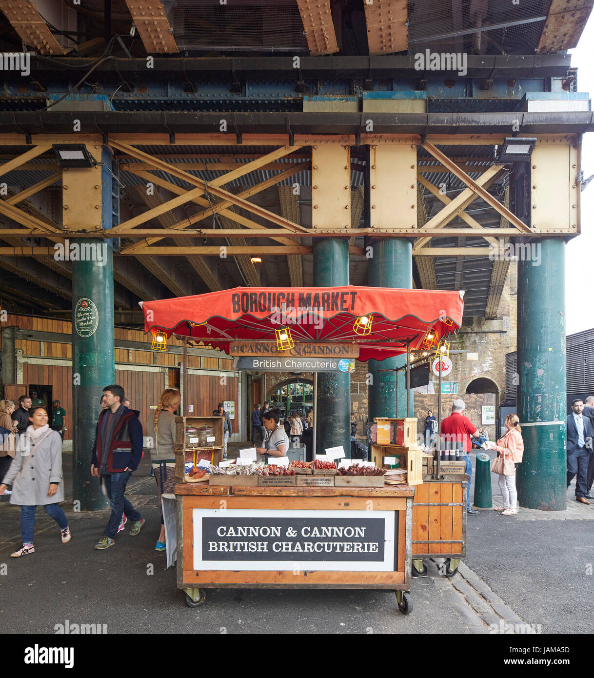 Borough market umbrella stall hi-res stock photography and images - Alamy