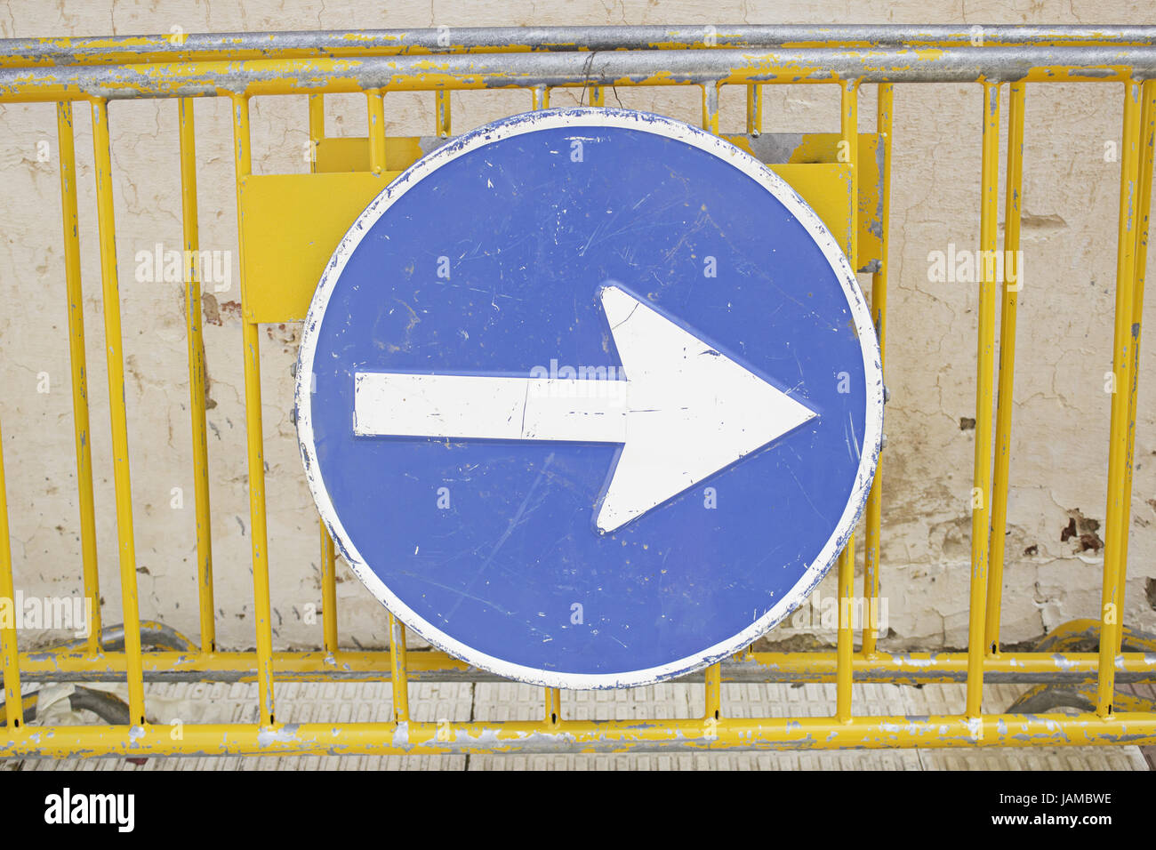 Signal direction with mesh protection in urban street traffic signage ...