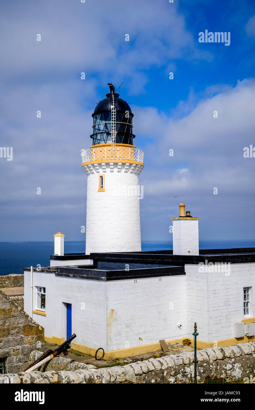 Dunnet Head Lighthouse, The most northerly part of mainland Britain ...