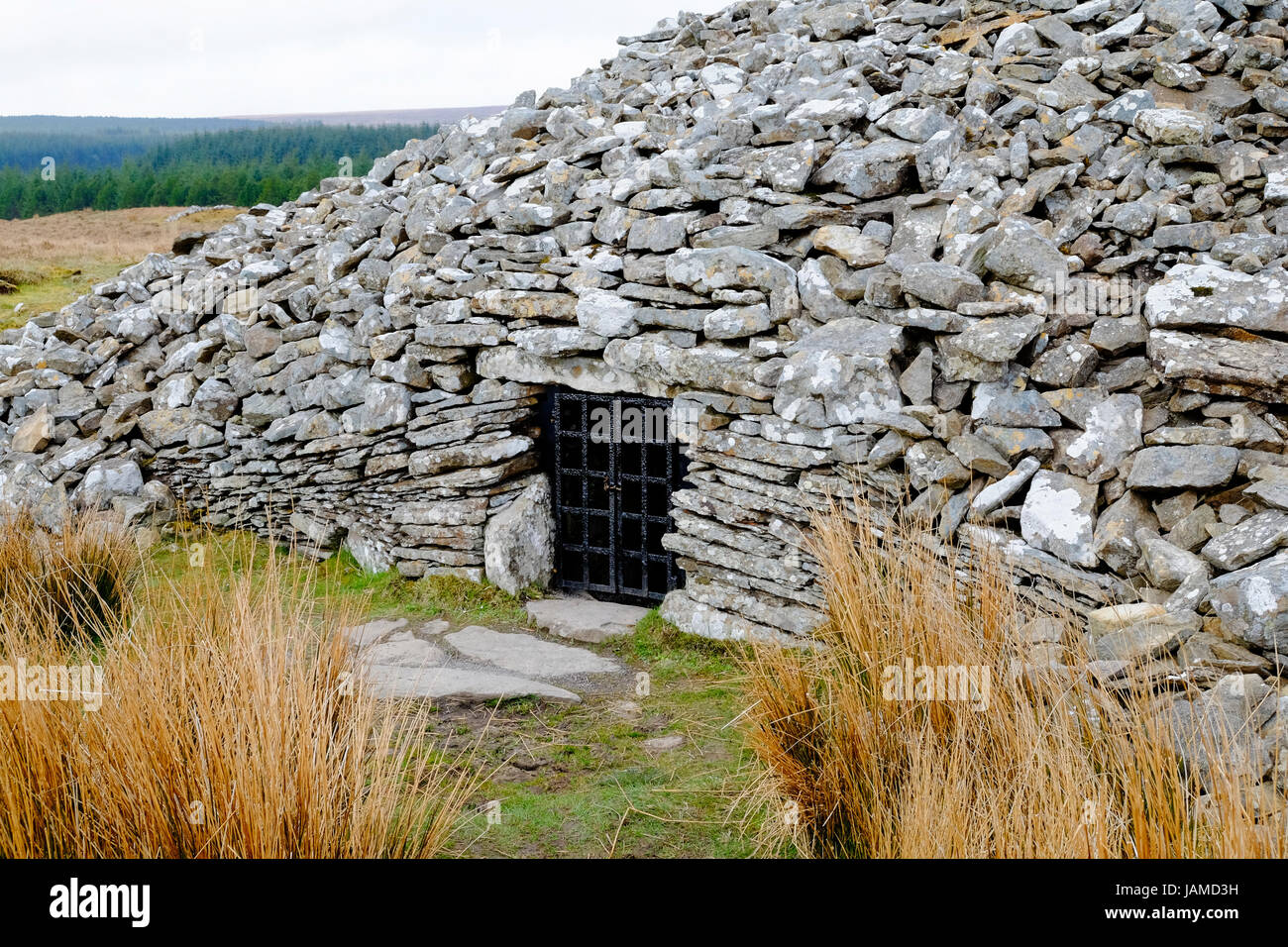 The Grey Cairns of Camster, Neolithic chambered cairns, Caithness ...