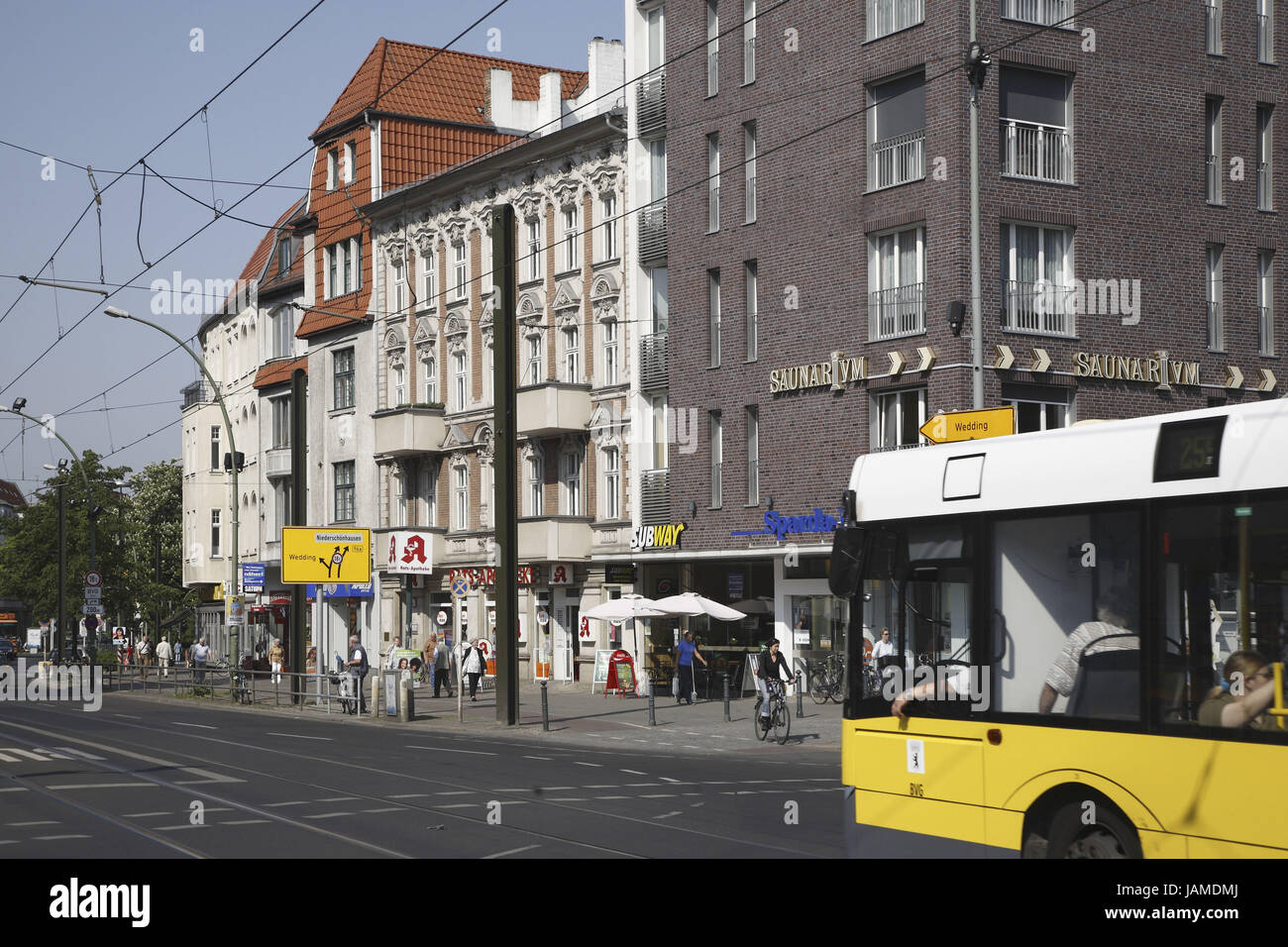 Street view pankow hi-res stock photography and images - Alamy