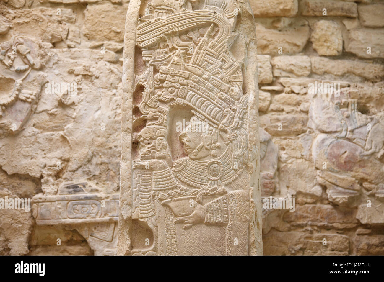 Maya stele hi-res stock photography and images - Alamy