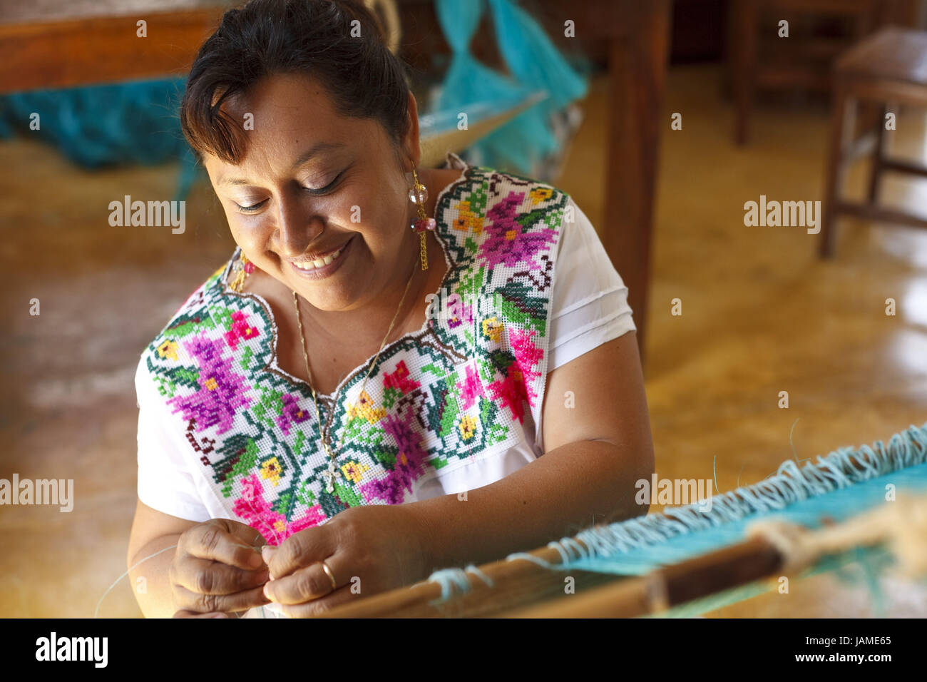 Textiles mayas hi-res stock photography and images - Alamy