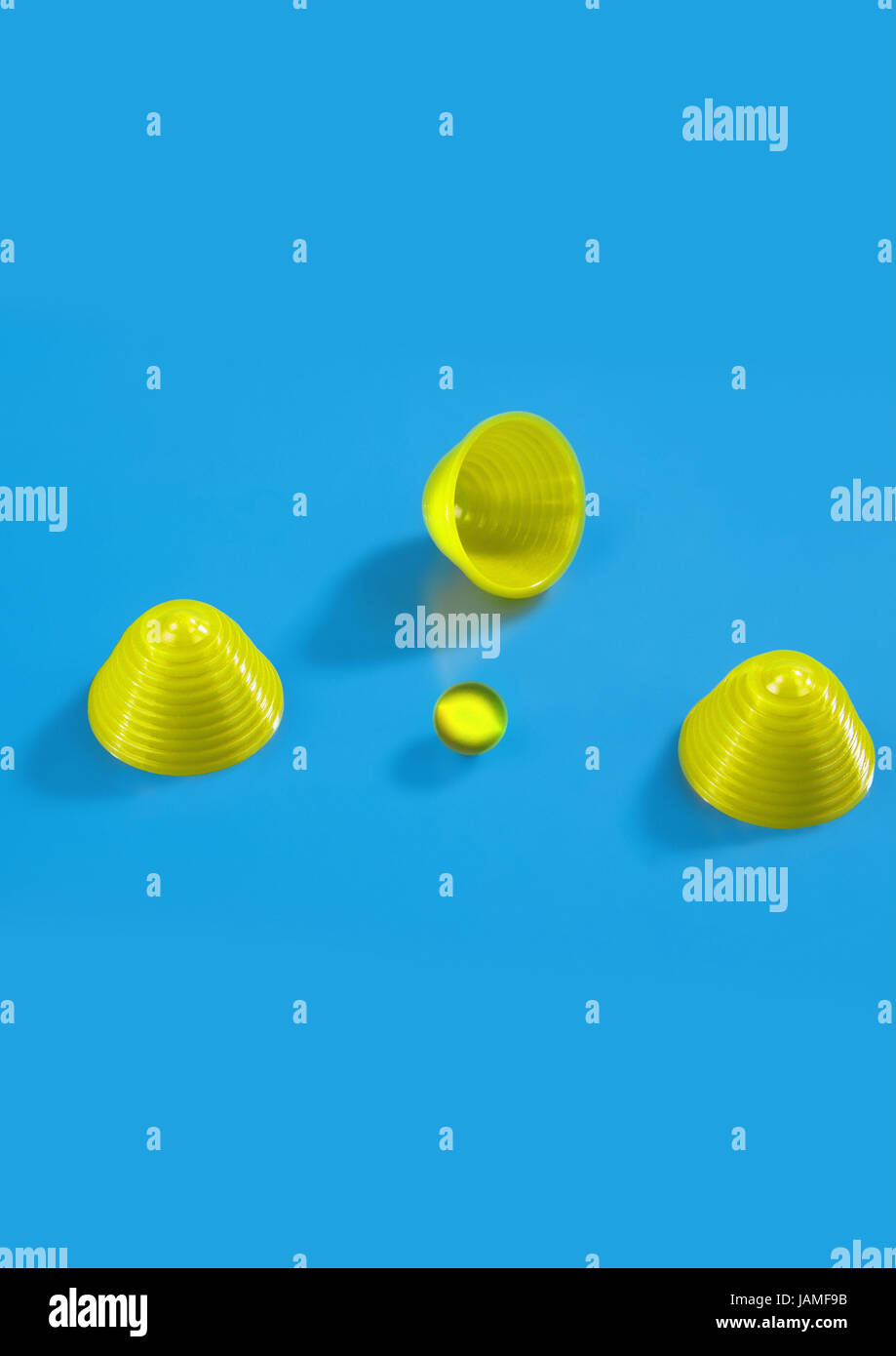 Puzzle cap hi-res stock photography and images - Alamy