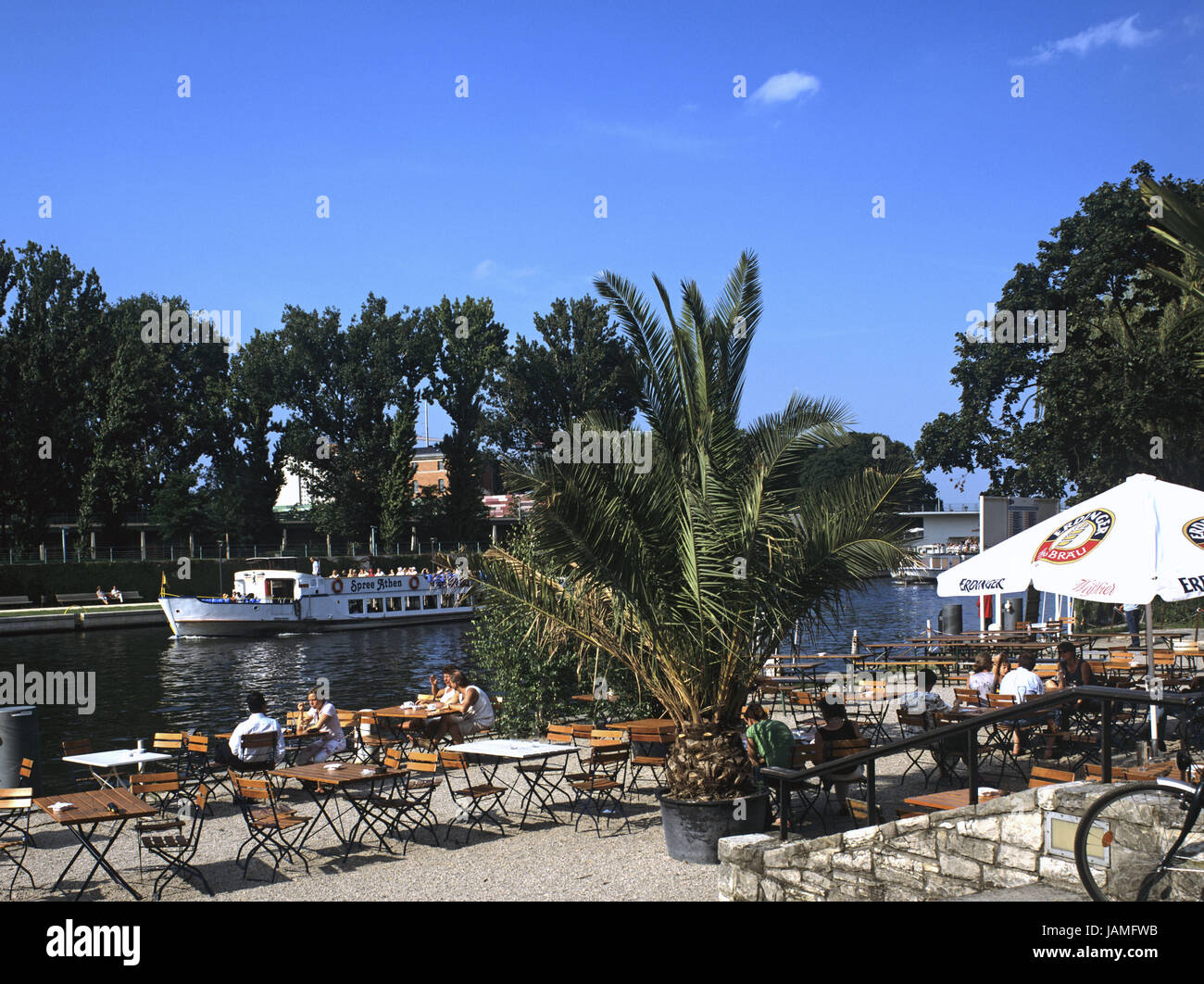 Germany,Berlin middle,zoo,the Spree,Spree shore Stock Photo - Alamy