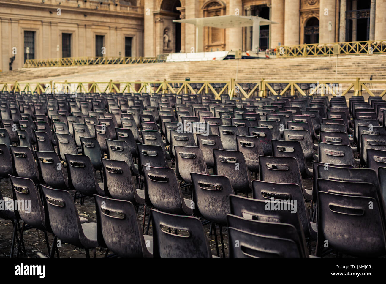 Empty Chairs in St Peters Square Stock Photo - Alamy