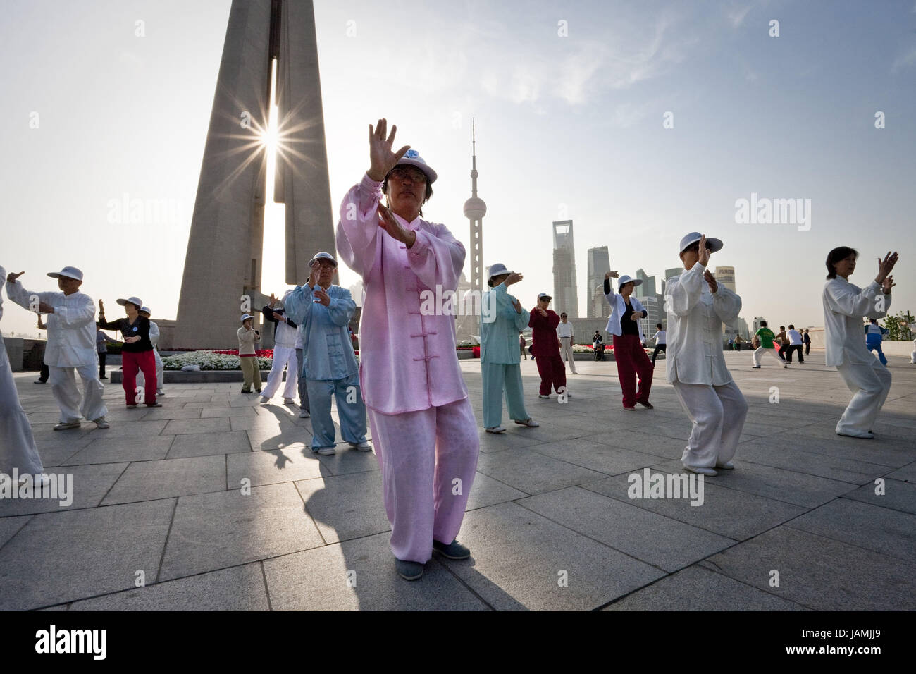 Tai chi no model hi-res stock photography and images - Alamy