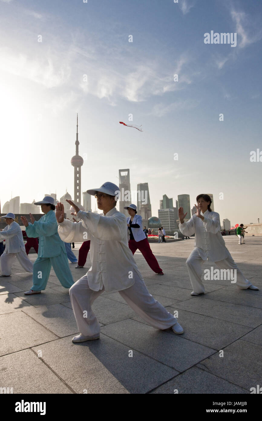 Tai chi no model hi-res stock photography and images - Alamy