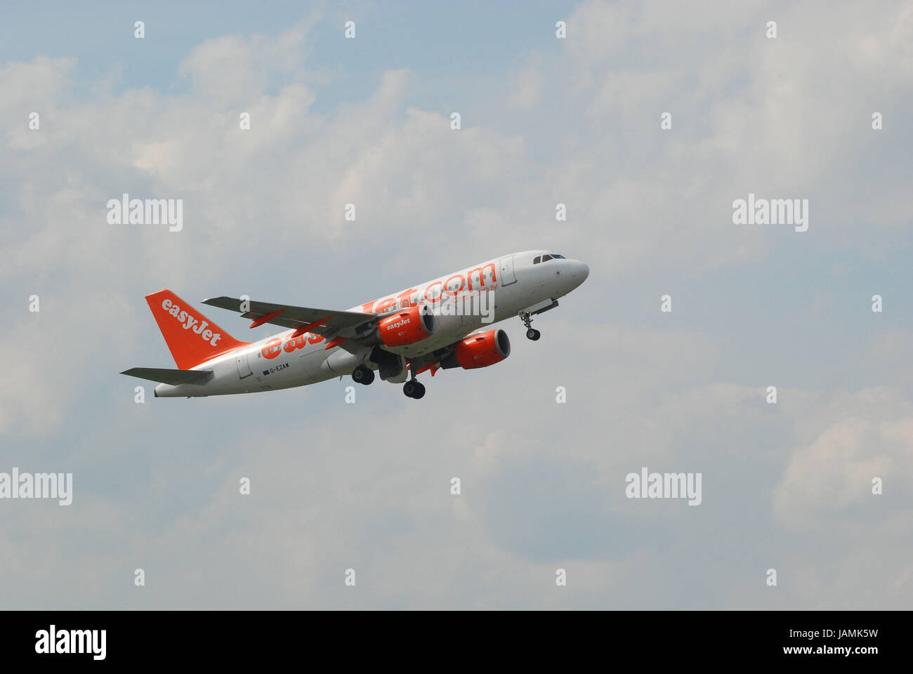 Civil aviation,air liner,airbus A319,easy jet,start Stock Photo - Alamy