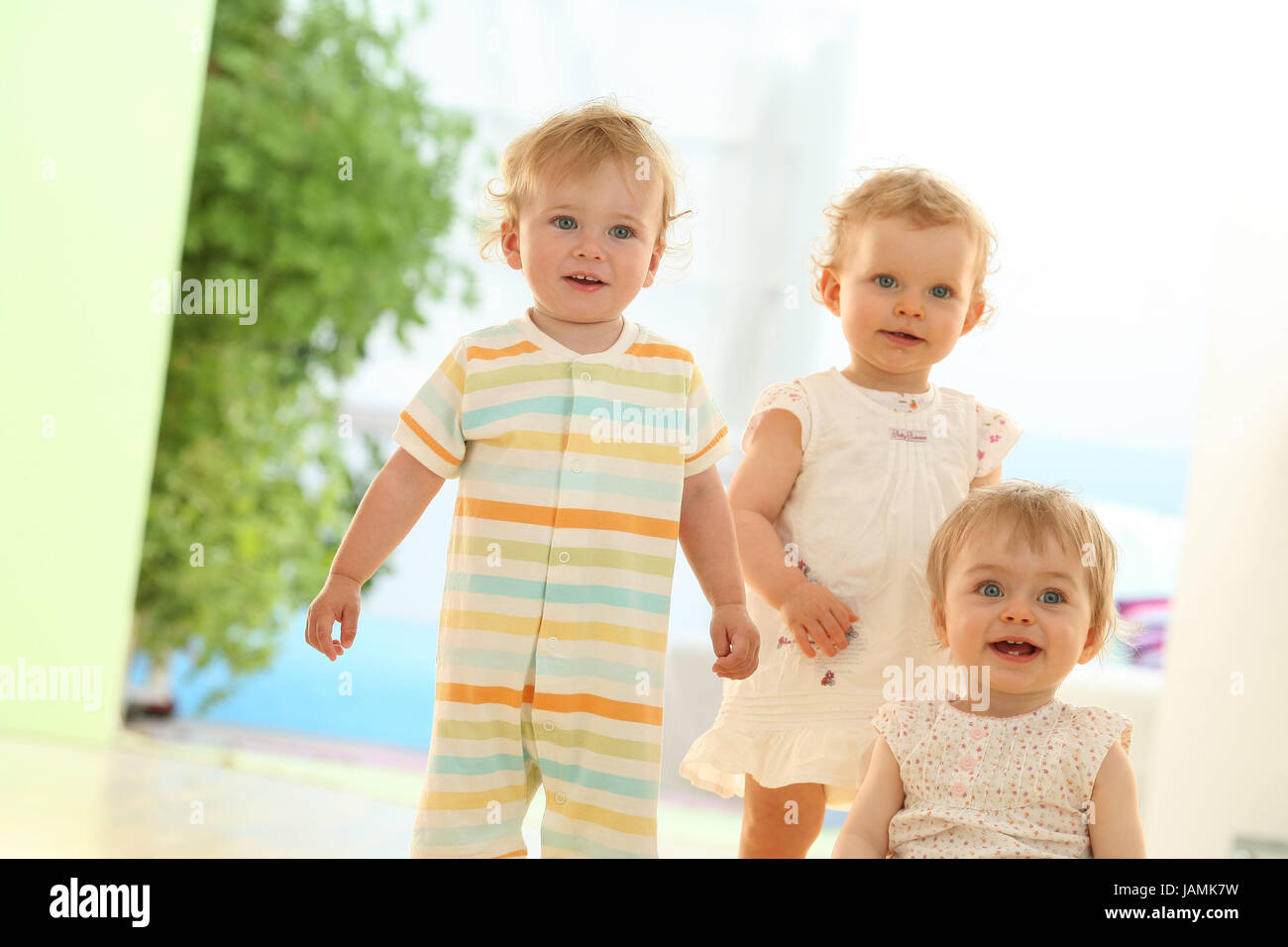 Group of infants hi-res stock photography and images - Alamy