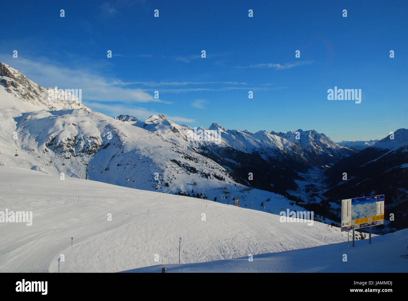 Austria,Tyrol,mountain Arl,Saint Anton,skiing area,Valluga,ski runway ...