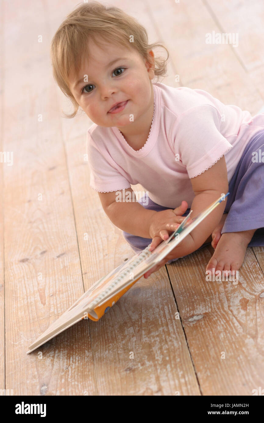 Scroll book hi-res stock photography and images - Alamy