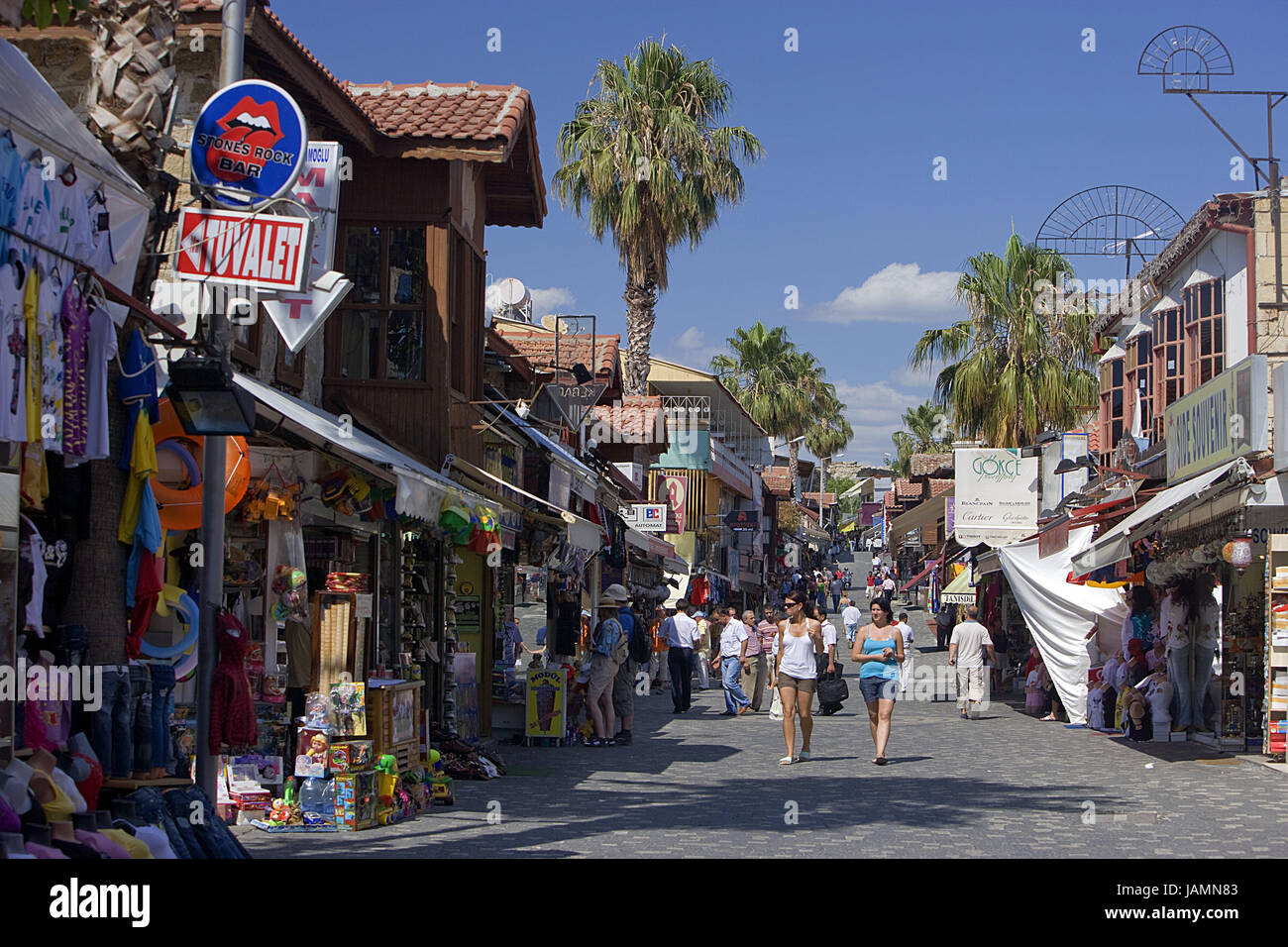 Turkey,Pamphylien,Side,shops,street scene,passer-by,no model release ...