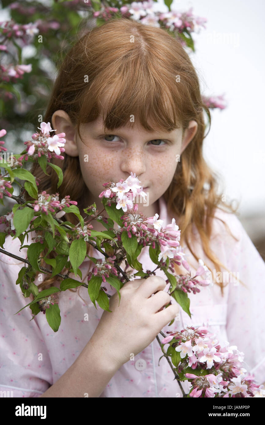 Smelling flowering hi-res stock photography and images - Alamy
