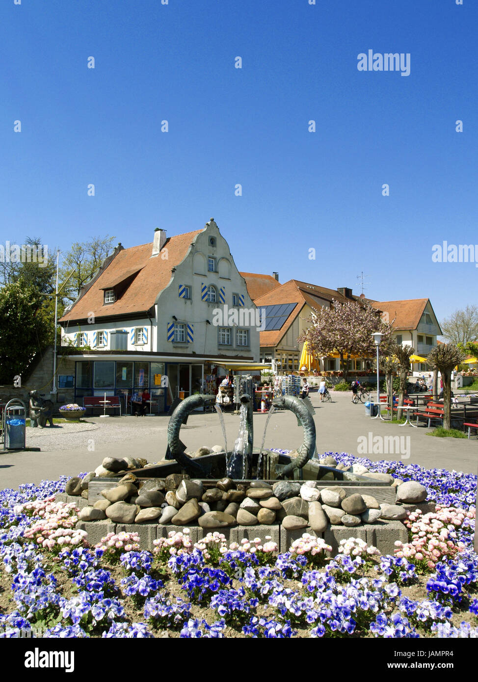 Germany,Bavaria,water castle in Lake of Constance,well Stock Photo - Alamy