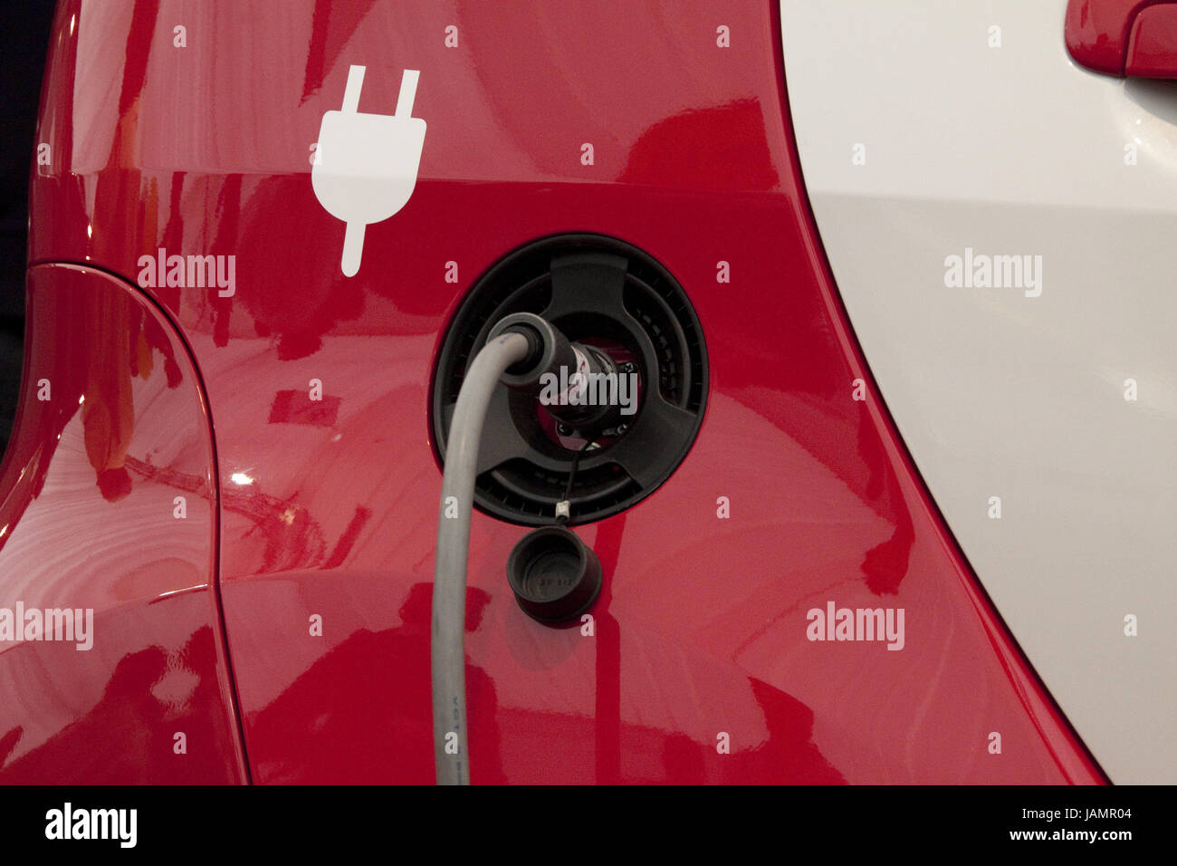 Current charge hi-res stock photography and images - Alamy