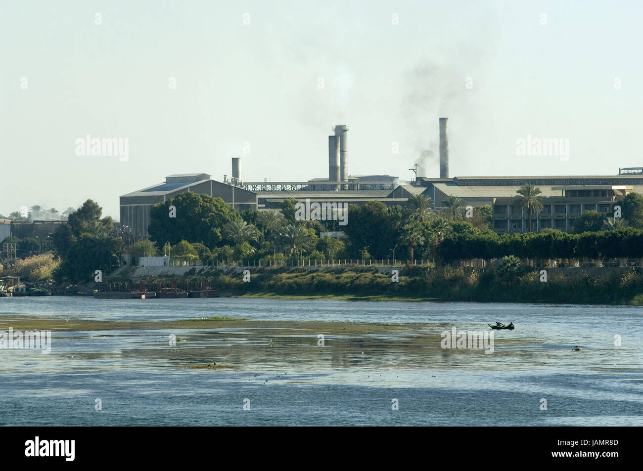 Egypt,Nile valley,the Nile,boat,riverside,factory Stock Photo - Alamy