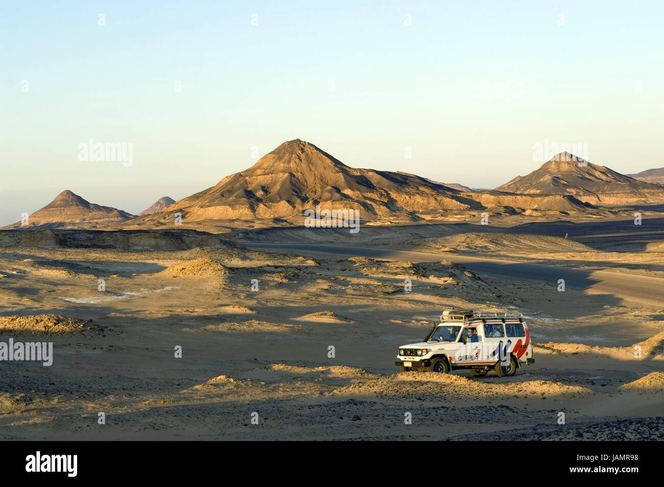 Egypt,Libyan desert,black desert,car,mountains,scenery Stock Photo - Alamy
