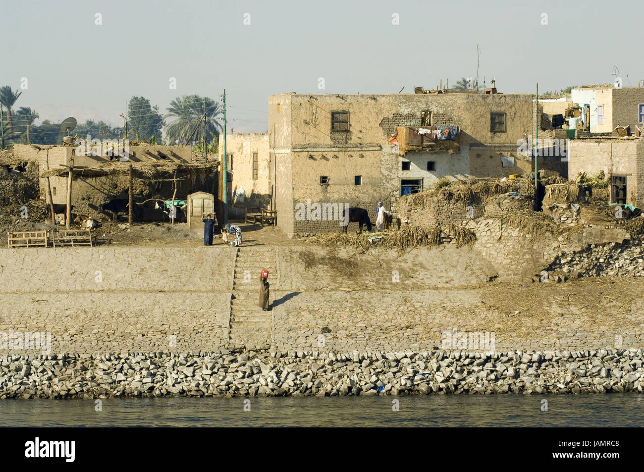 Egypt,Nile valley,the Nile,riverside,houses,women Stock Photo - Alamy