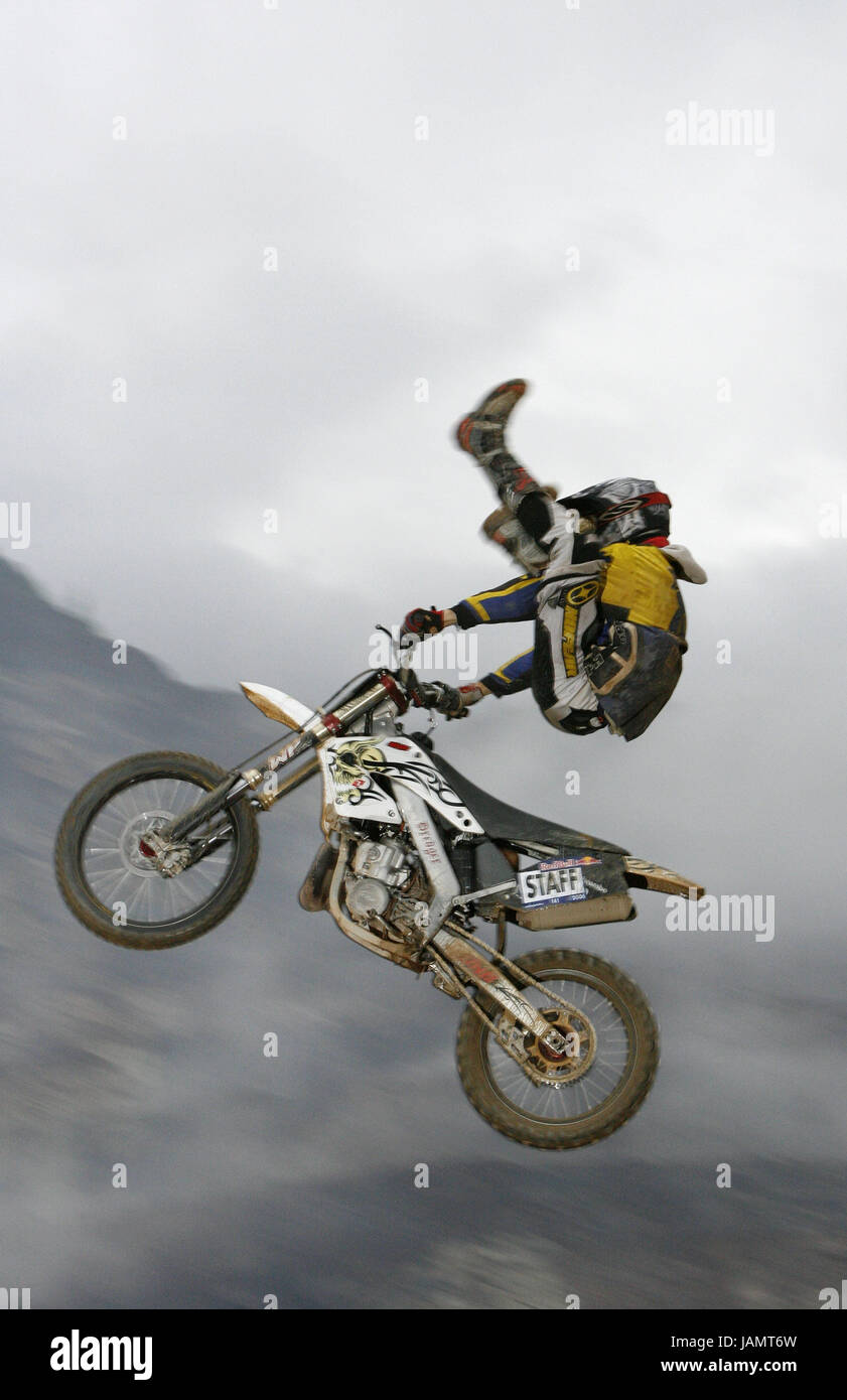 Moto acrobatics hi-res stock photography and images - Alamy