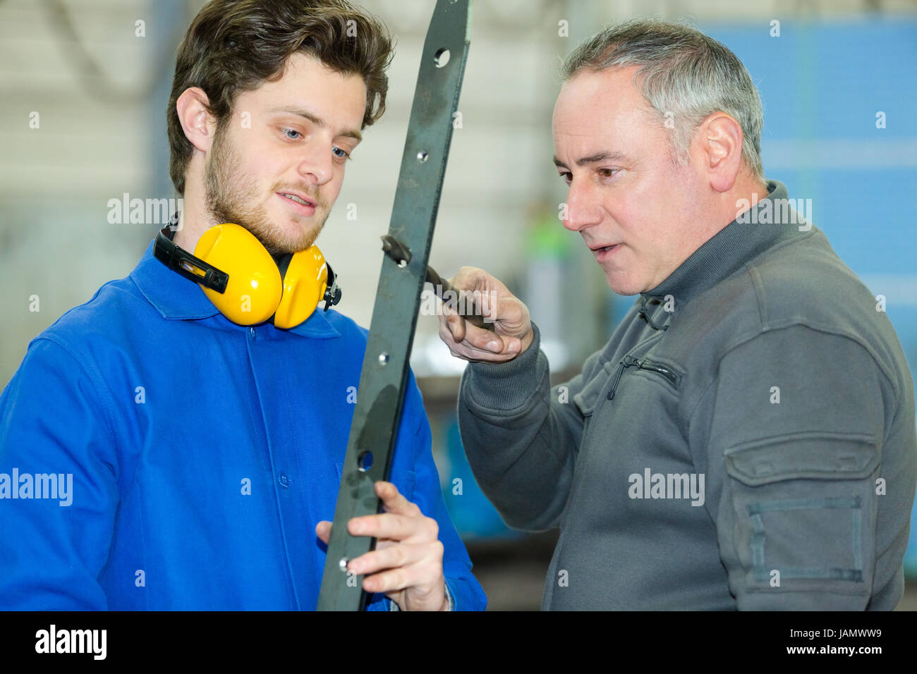 Teen worker store hi-res stock photography and images - Alamy