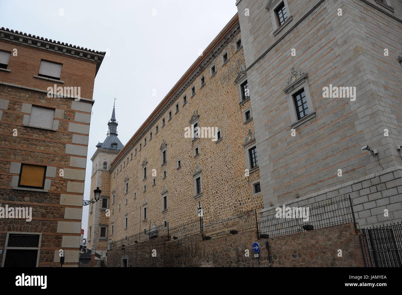 Real alcazar gate hi-res stock photography and images - Alamy