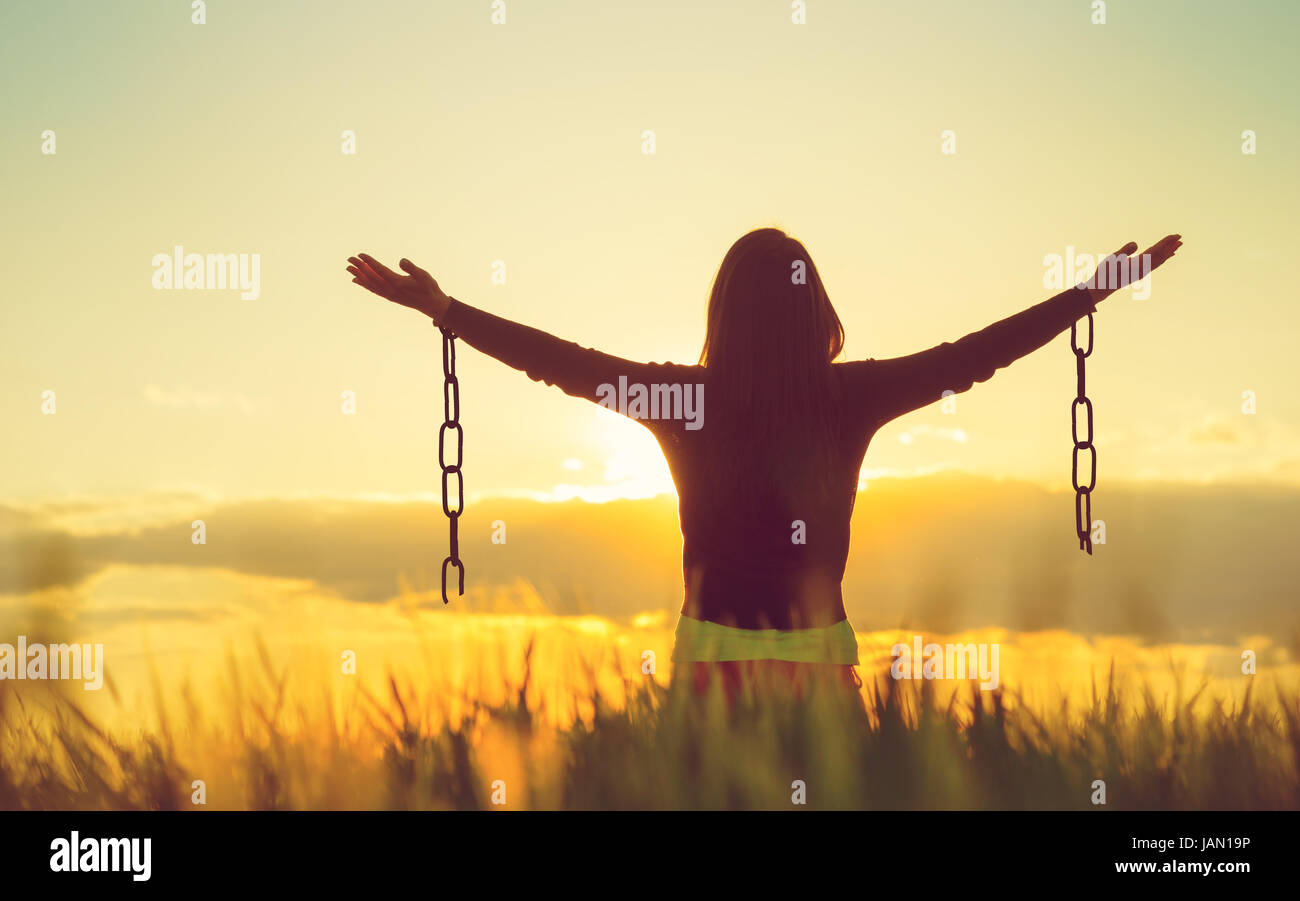 Women Worshiping God