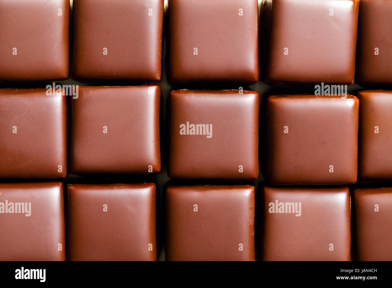 texture of brown chocolate pralines Stock Photo - Alamy