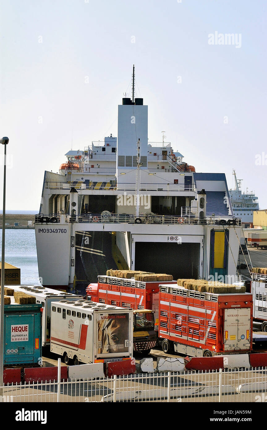 Fos sur mer port hi-res stock photography and images - Alamy