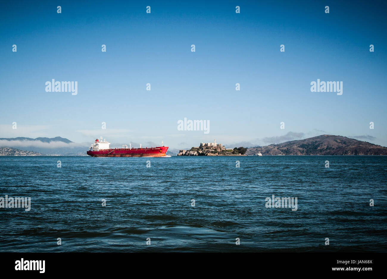 Pier 39 view on Alcatraz with ship, San Francisco, USA Stock Photo - Alamy