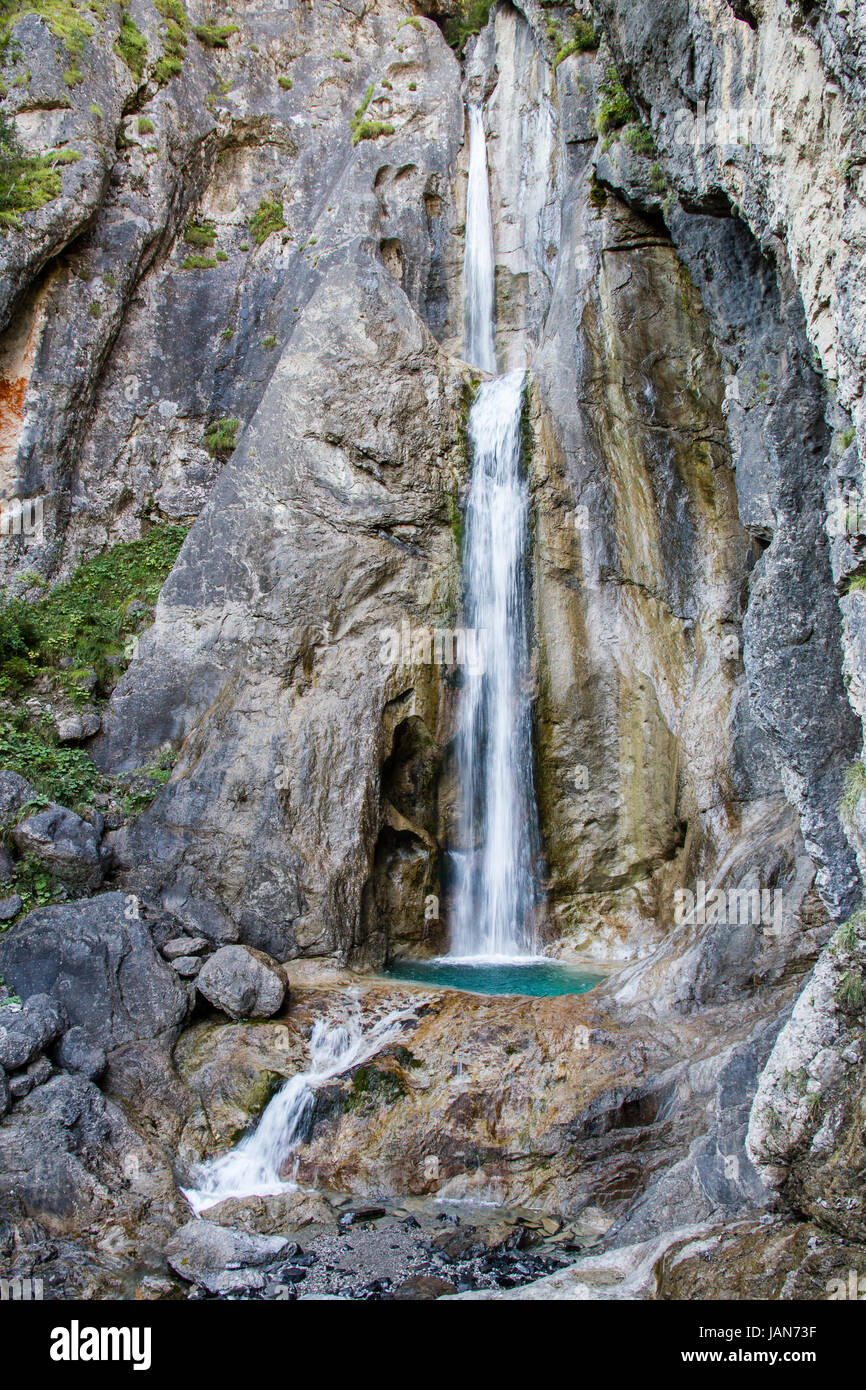 Wasserfall dolomiten hi-res stock photography and images - Alamy