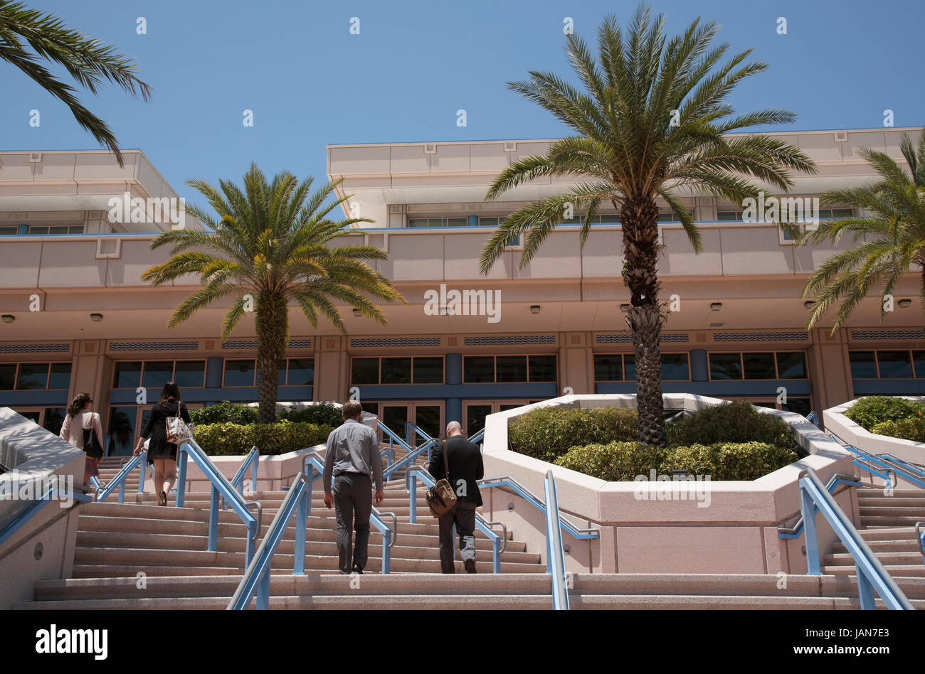 Conference venue steps hi-res stock photography and images - Alamy