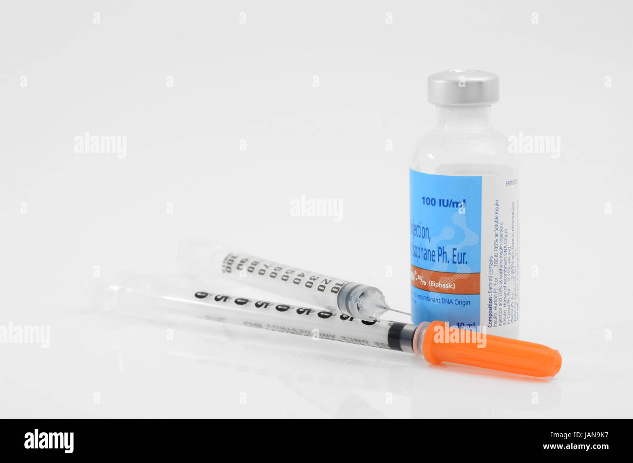 Syringe and vials Stock Photo - Alamy