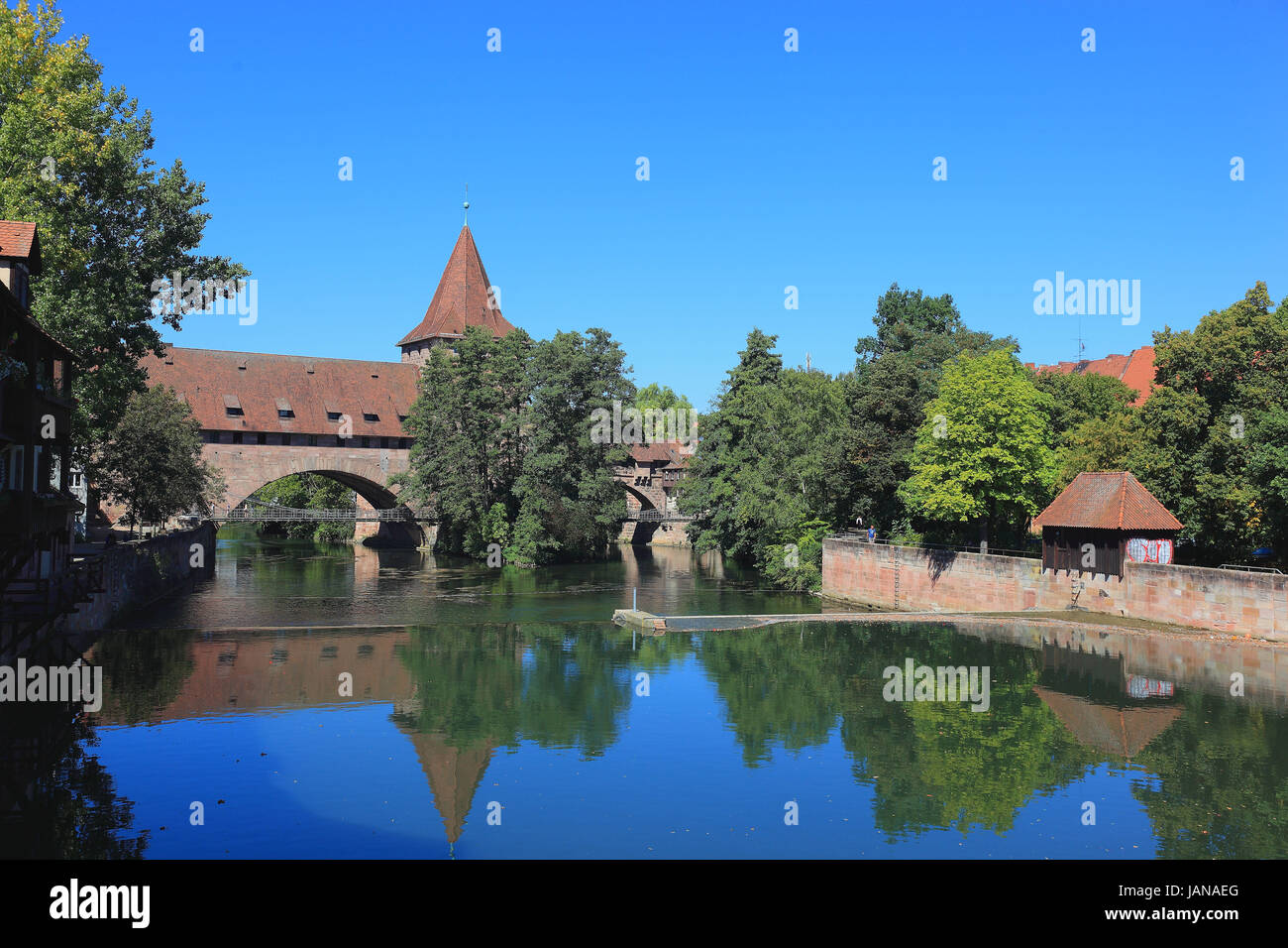 Nuremberg, Chain Bridge, Kettensteg, a pedestrian chain bridge in ...