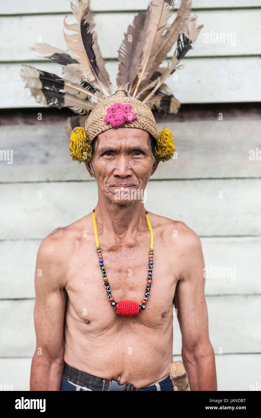 Kelabit tribe hi-res stock photography and images - Alamy