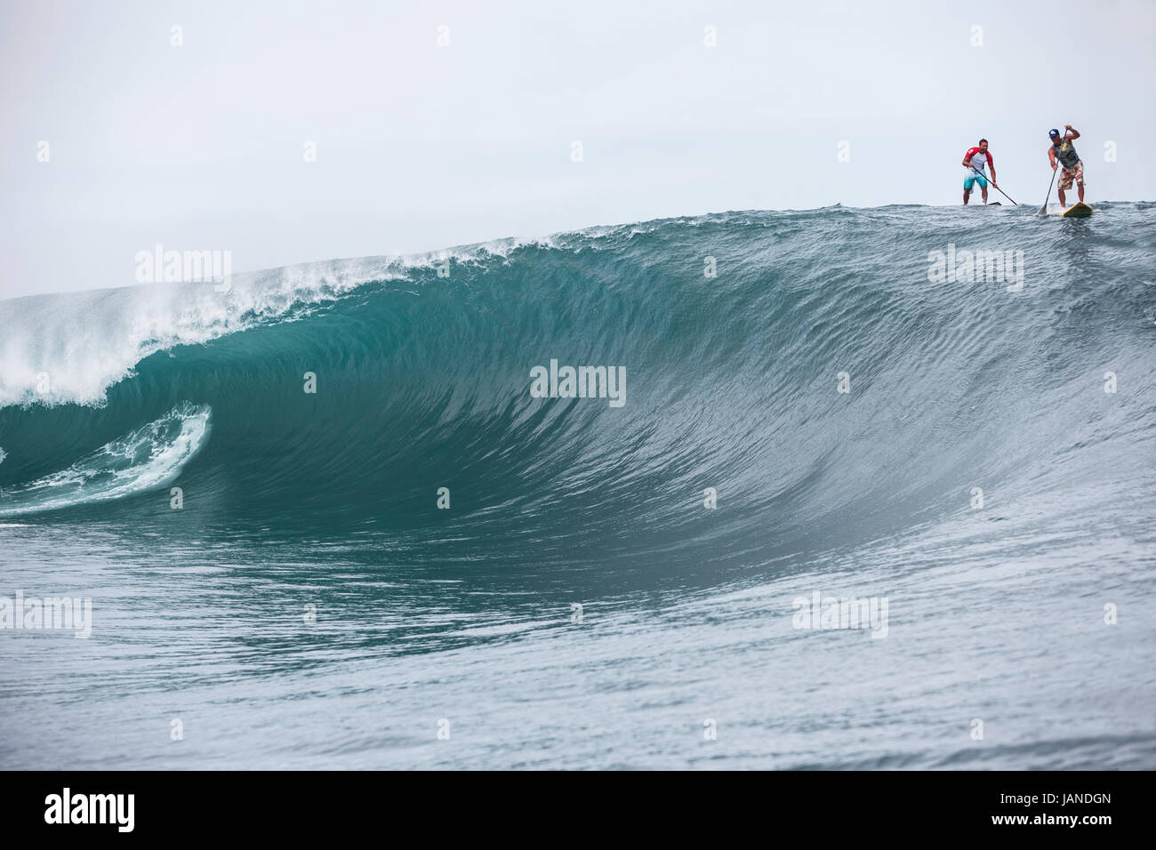 Teahupo’o hi-res stock photography and images - Alamy