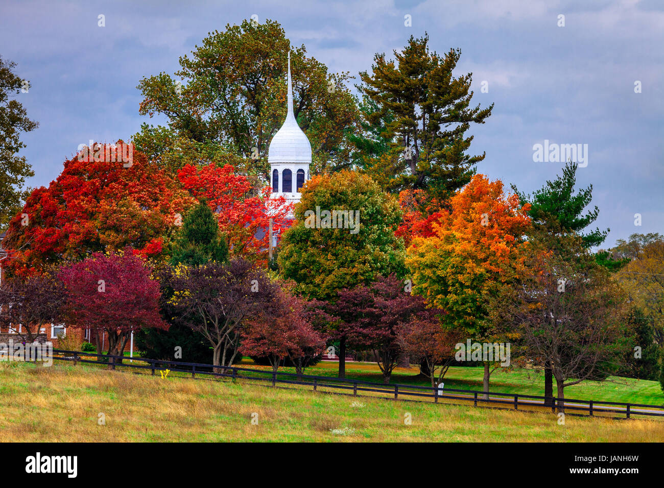 Beautiful fall scene in rural Kentucky Stock Photo - Alamy