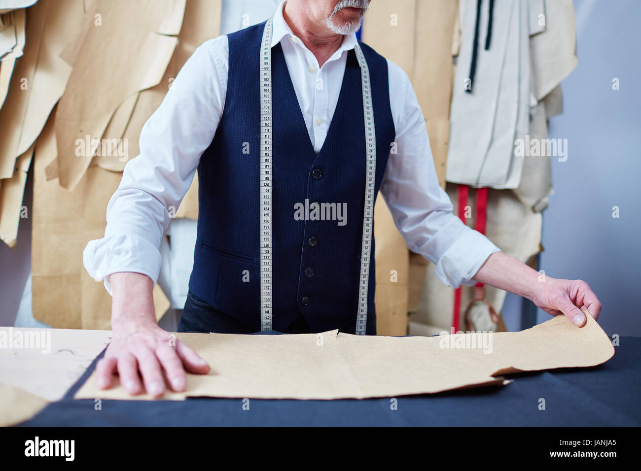 Bespoke clothes hi-res stock photography and images - Alamy