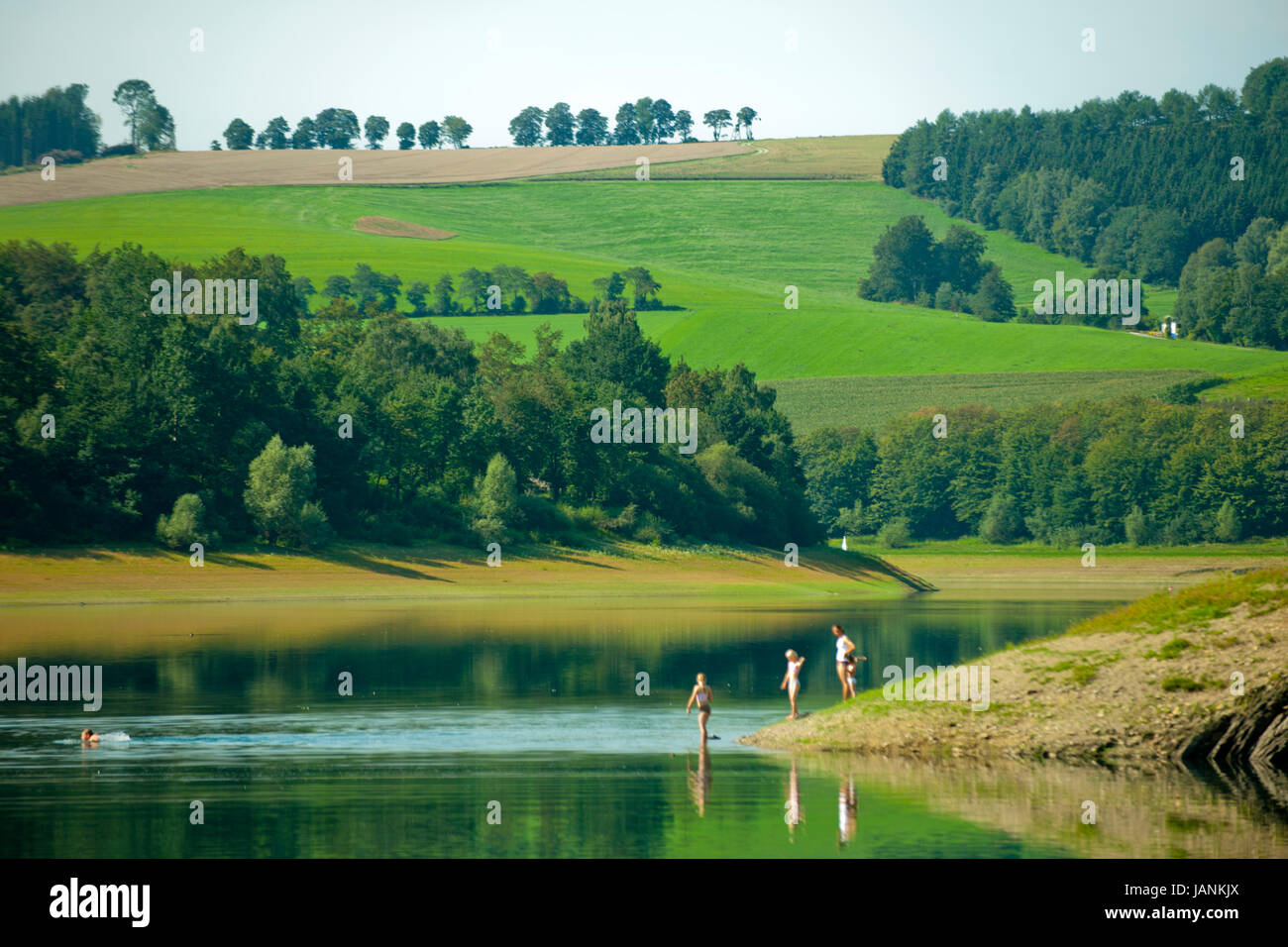 BRD, Nordrhein-Westfalen, Hochsauerlandkreis, Meschede, Hennetalsperre ...